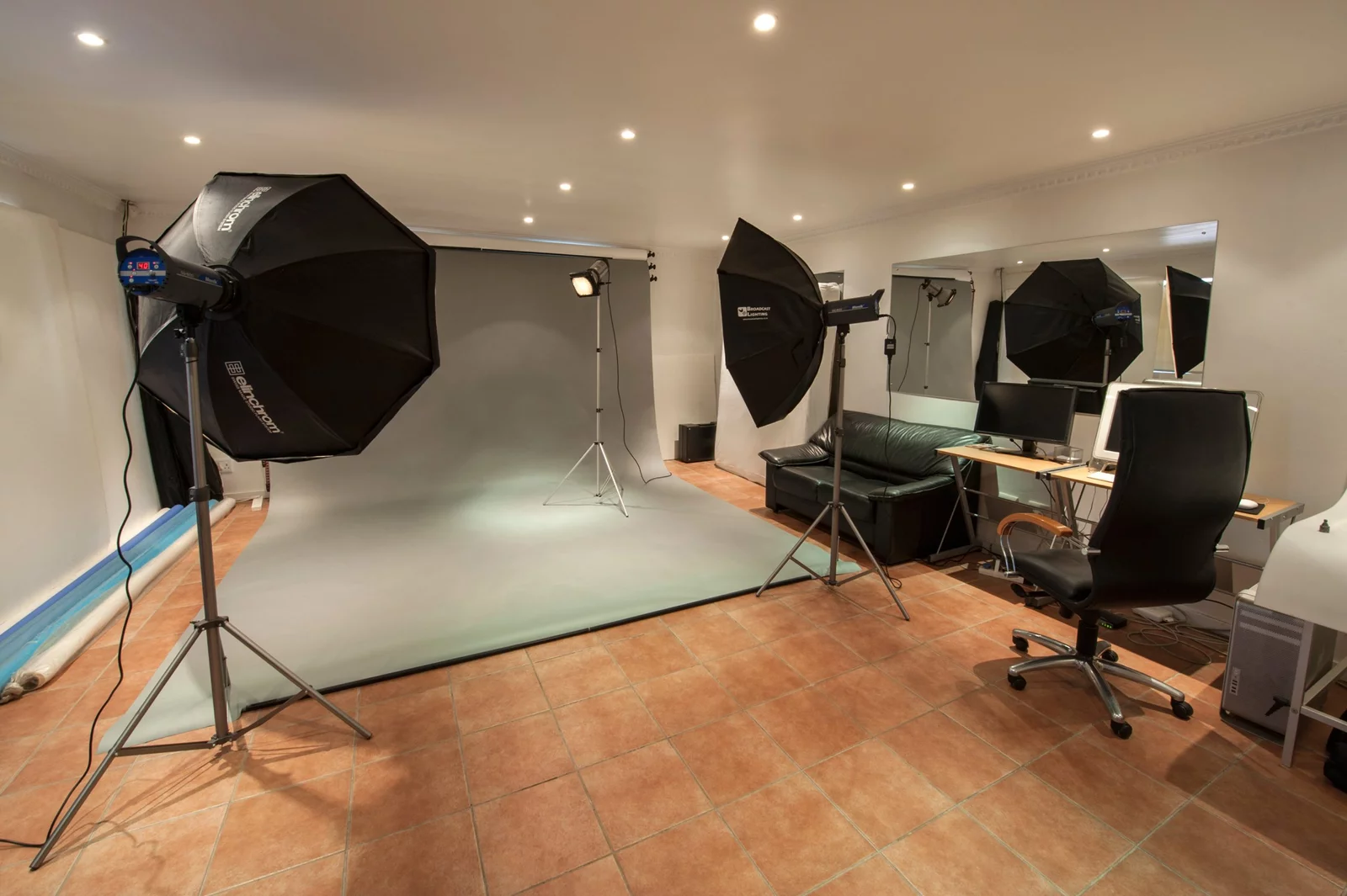 Photo Shoot Venues & Event Spaces for Rent | Venuespring